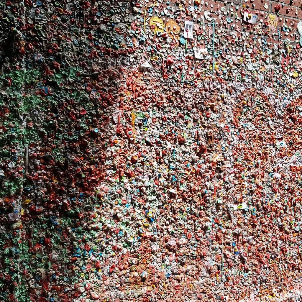National Chewing Gum Day exercises our jaws - GermanBuy: Authentic ...