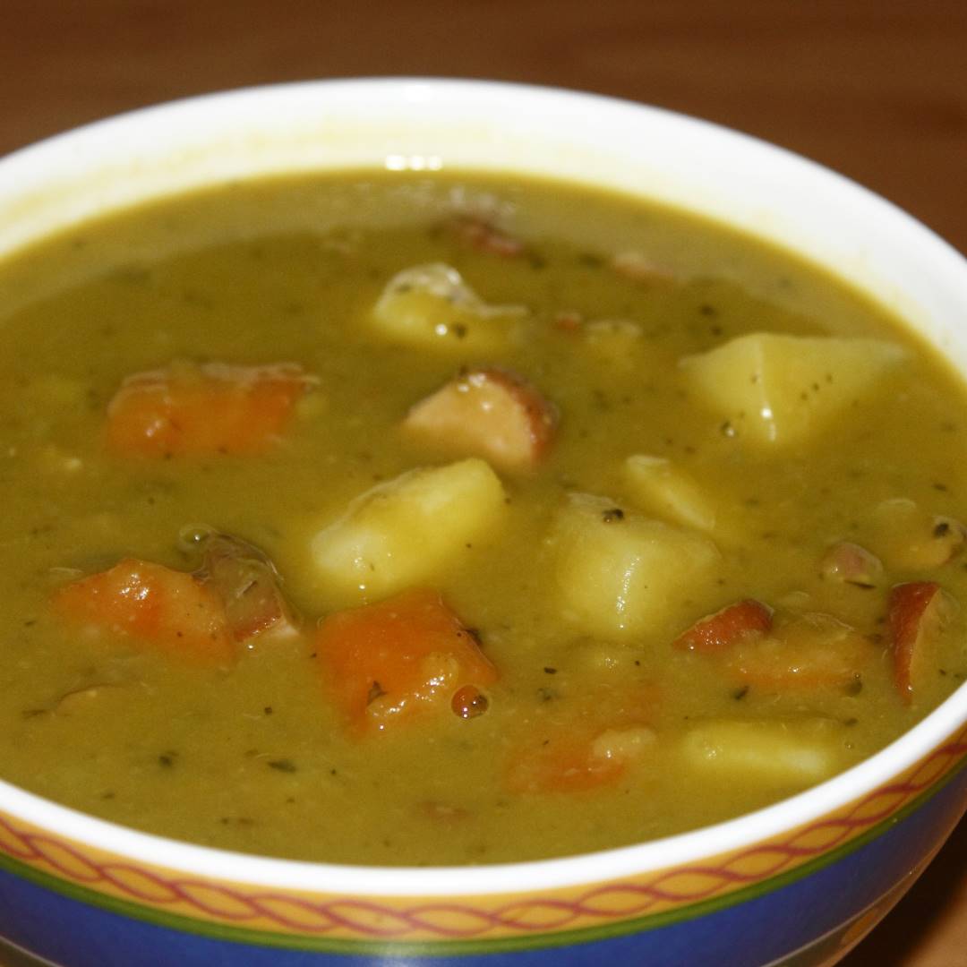 Typical German: Pea Soup - Authentic German Food